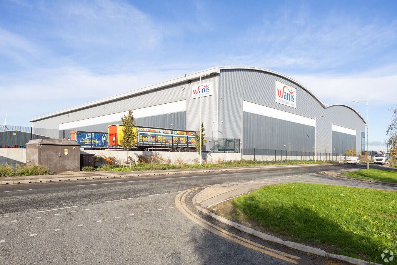 Ferry Ln, Rainham, RM13 9DB | LoopNet