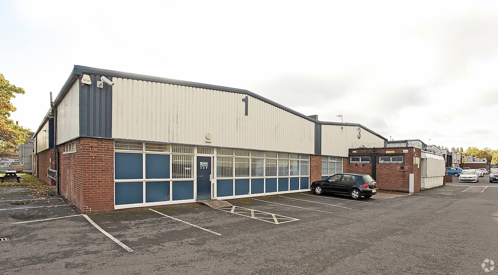 1 Lockwood Way, Leeds, LS11 5TD | LoopNet