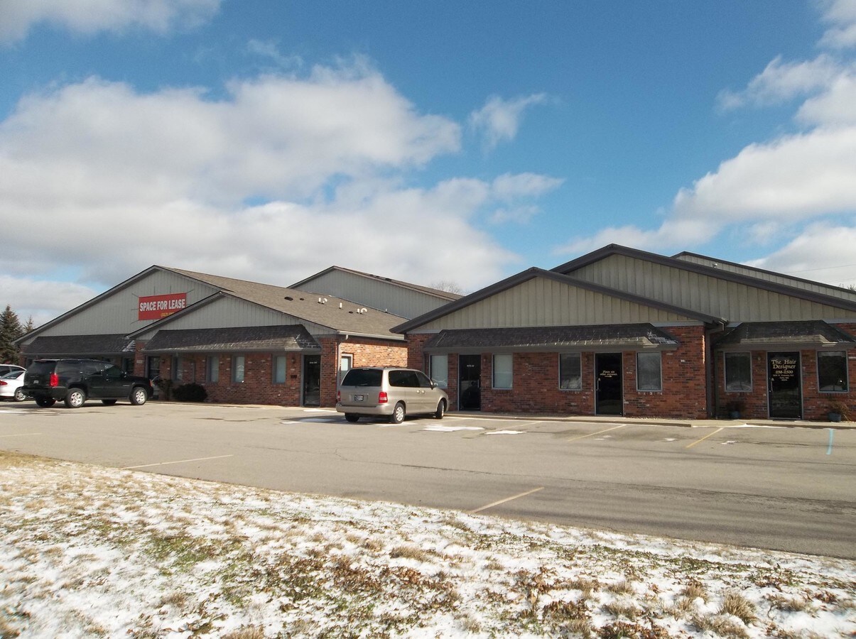 3639 N Raceway Rd, Indianapolis, IN 46234 | LoopNet