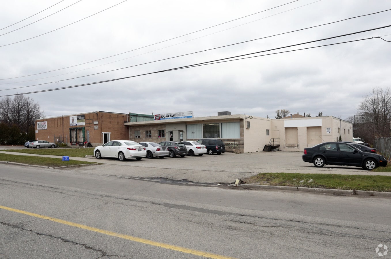 282 Marsland Dr, Waterloo, ON N2J 3Z1 | LoopNet