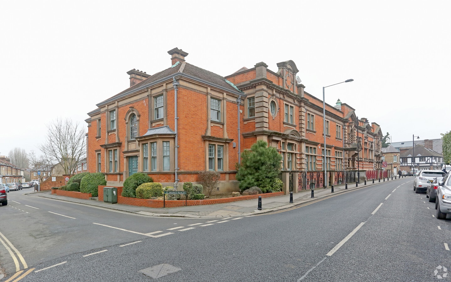 St. Leonards Rd, Windsor, SL4 3BL | LoopNet