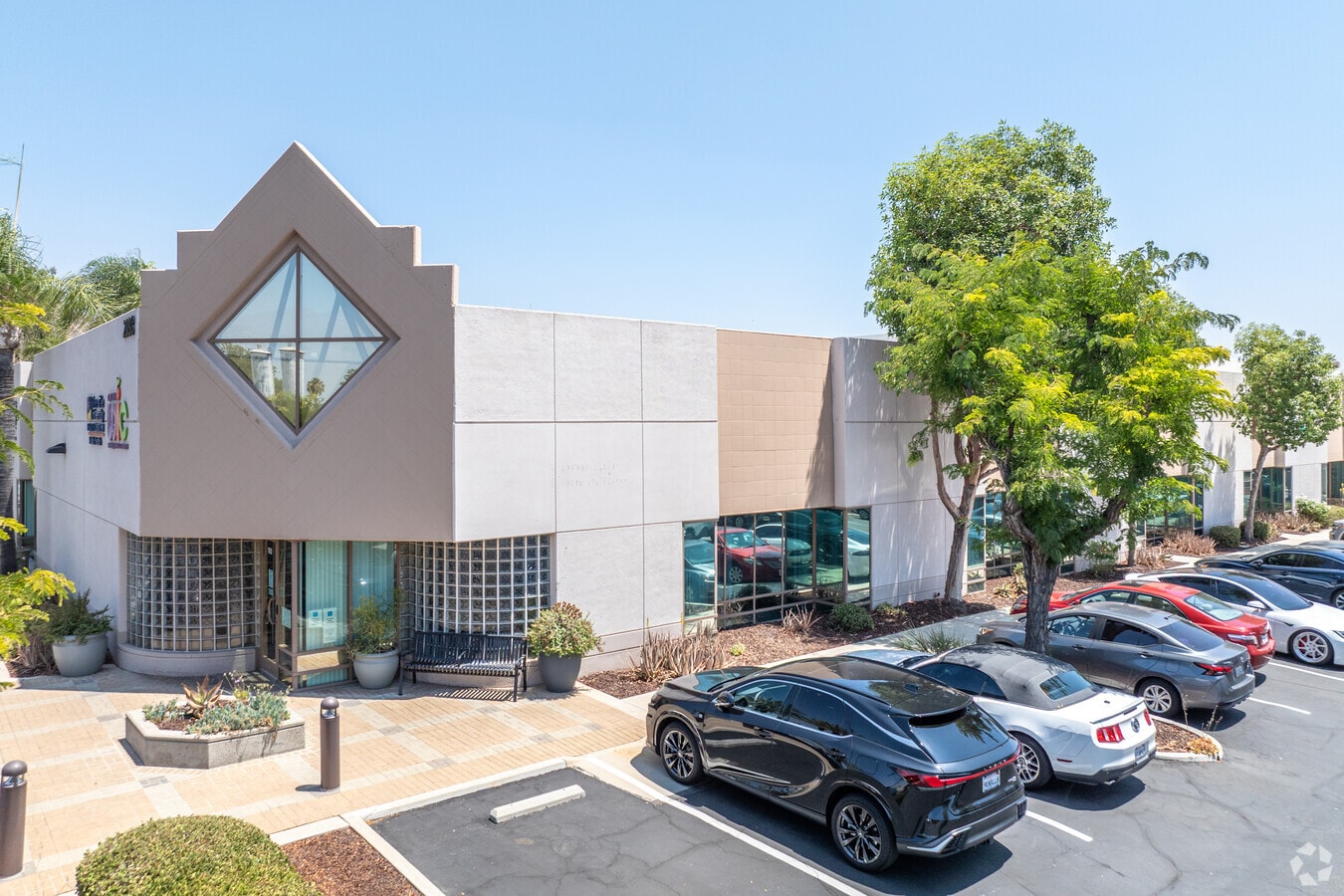 2038 Iowa Ave, Riverside, CA 92507 | LoopNet