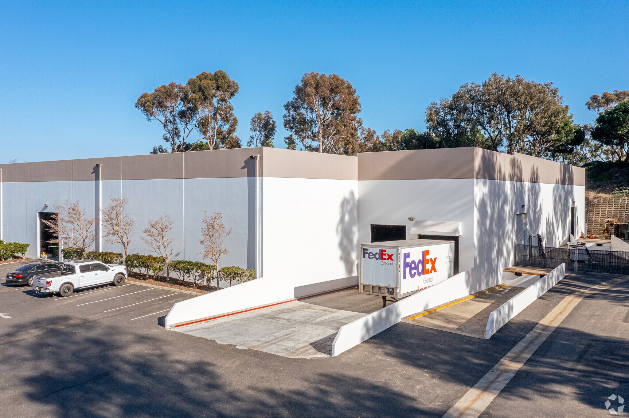 2793 Loker Ave W, Carlsbad, CA 92010 - Carlsbad Oaks Business Park | LoopNet