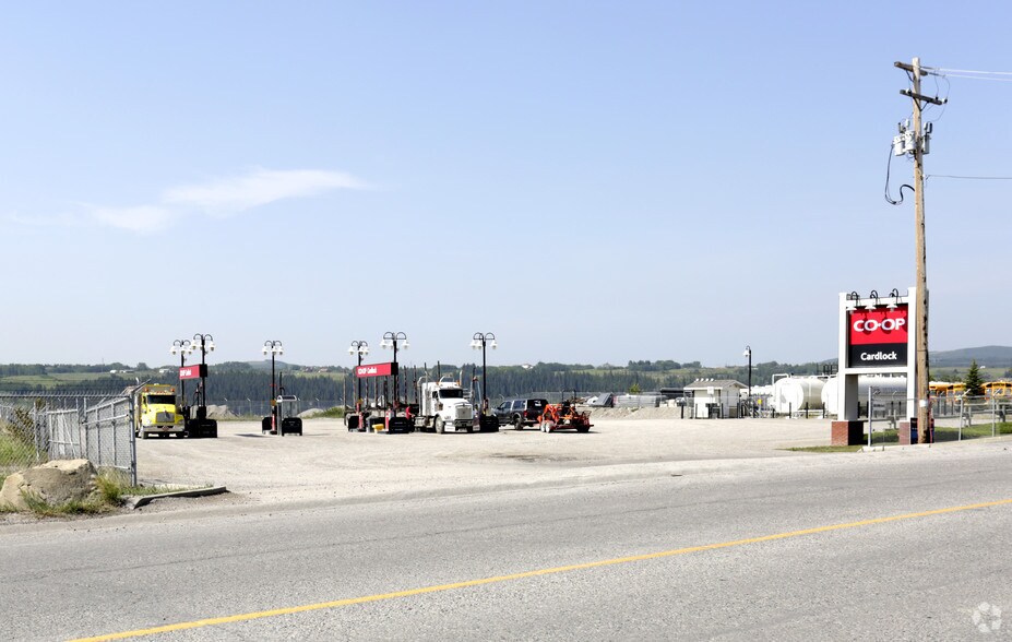 435 Griffin Rd, Cochrane, AB T4C 2B8 | LoopNet