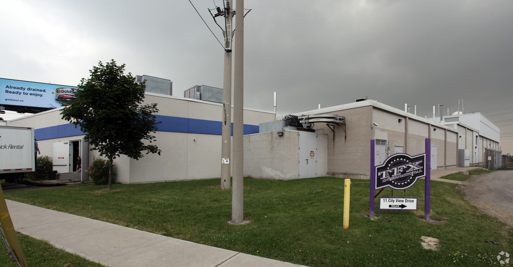 15 City View Dr, Toronto, ON M9W 5A5 | LoopNet