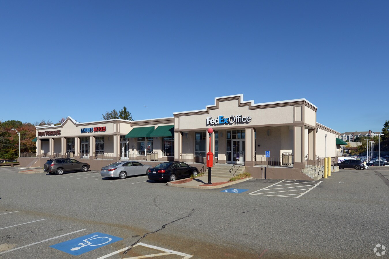 44 Granite St, Braintree, MA 02184 | LoopNet