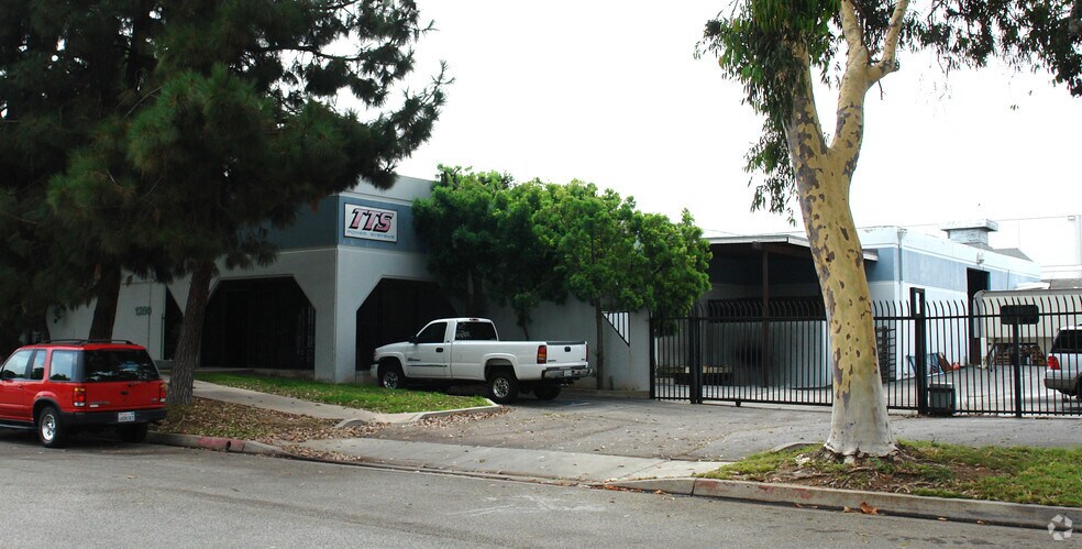 1280 Kona Dr, Compton, CA 90220 | LoopNet