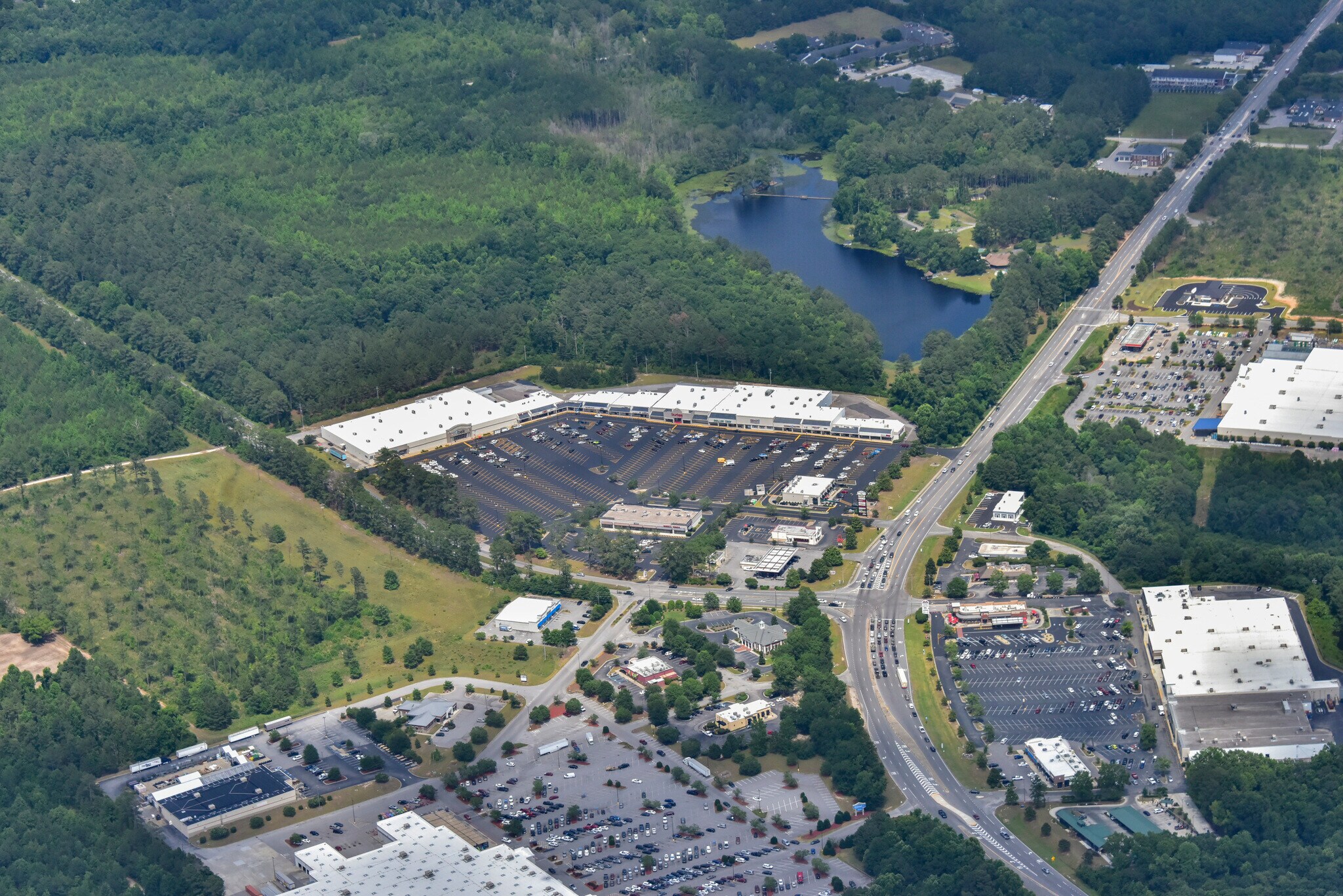 1670 Springdale Dr, Camden, SC 29020 - Springdale Plaza | LoopNet