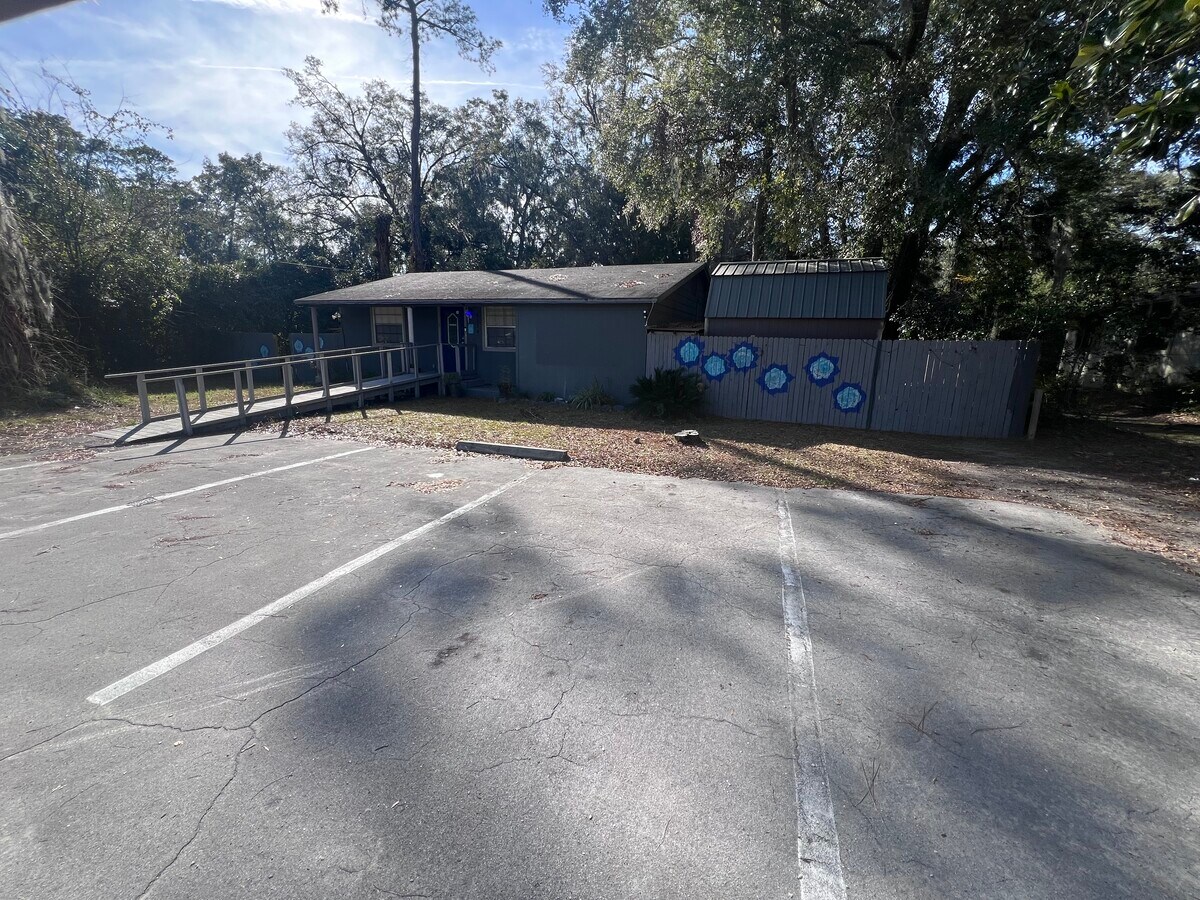 4114 NW 13th St, Gainesville, FL 32609 | LoopNet