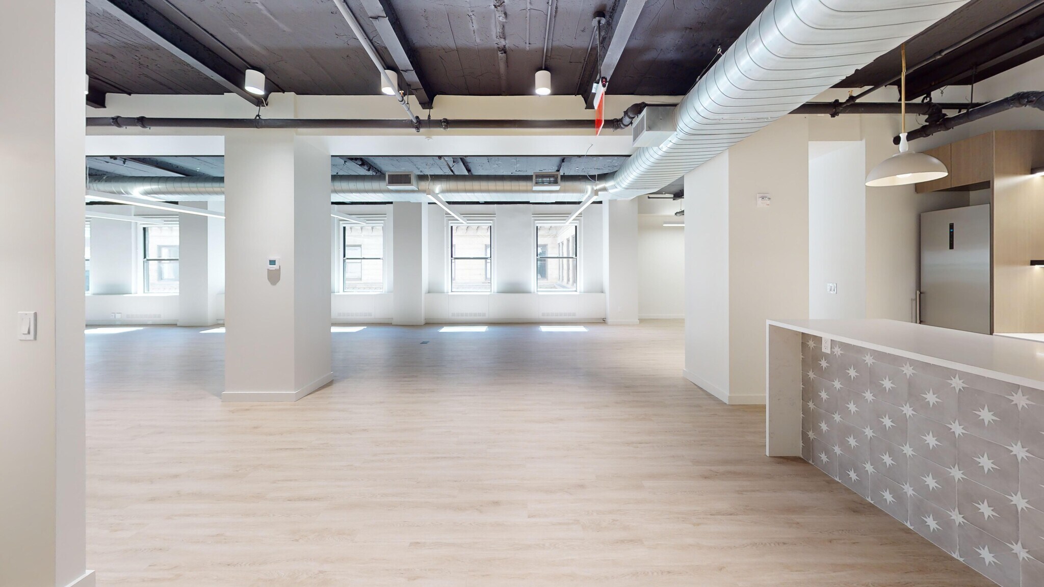 42 Broadway, New York, NY 10004 - Retail for Lease | LoopNet