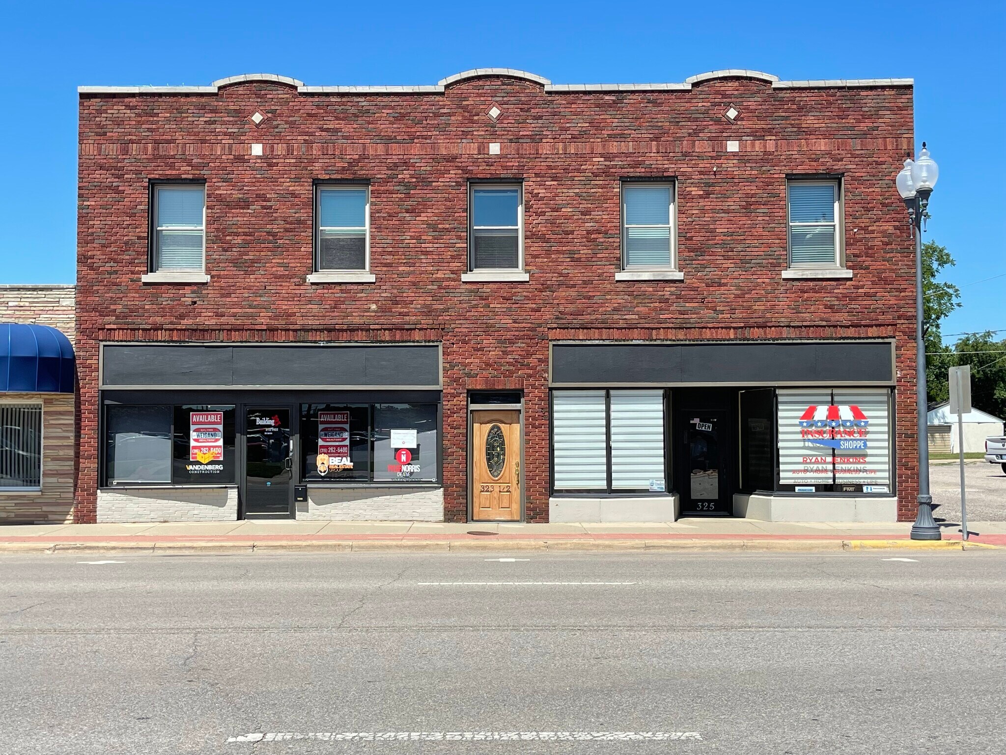 323 N Main St, El Dorado, KS 67042 | LoopNet