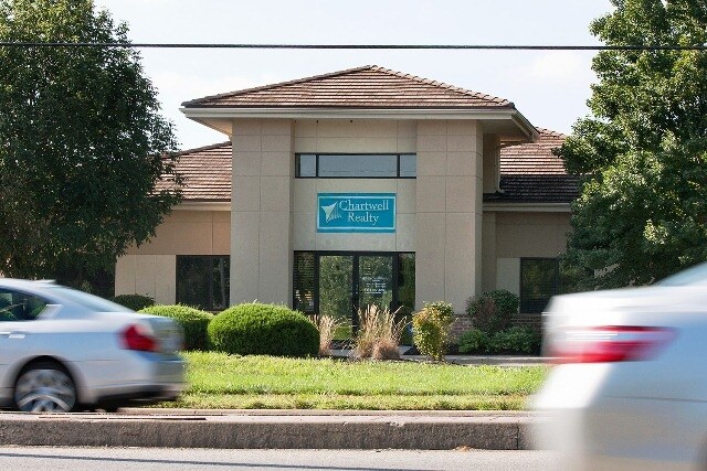 701 Ne Woods Chapel Rd, Lees Summit, MO 64064 - Property Record | LoopNet