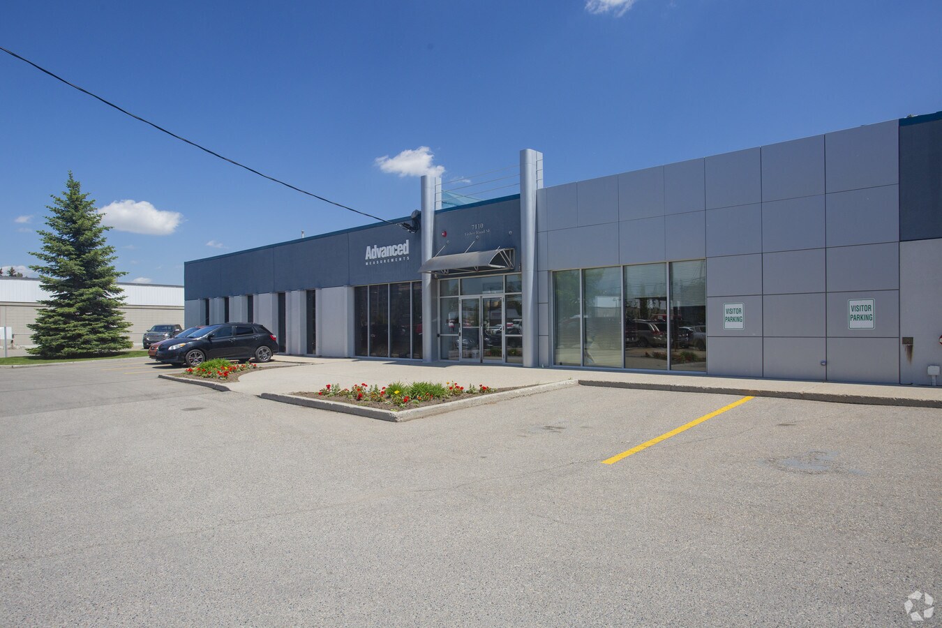 7108-7110 Fisher Rd SE, Calgary, AB T2H 0W3 | LoopNet