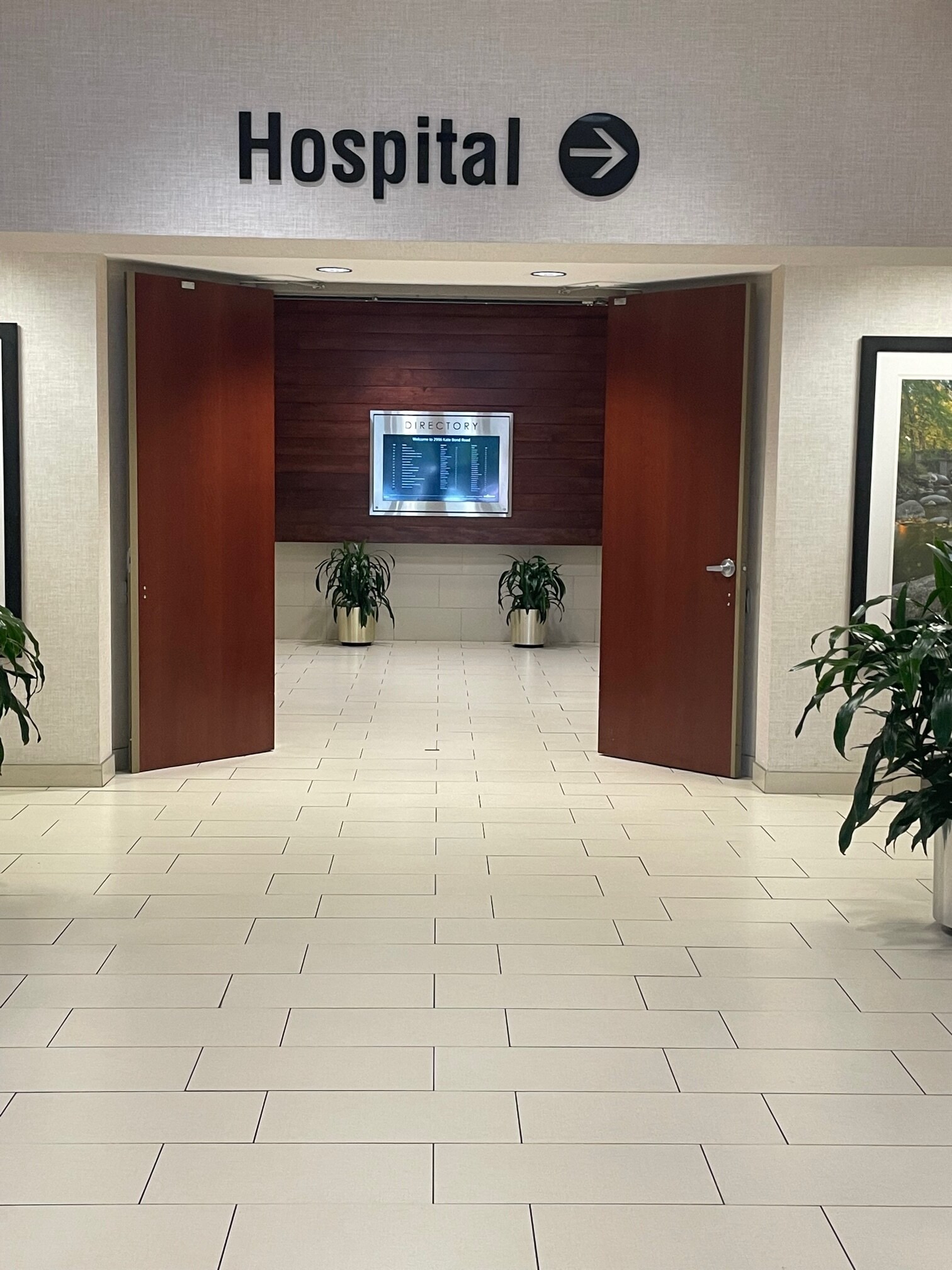 2996 Kate Bond Rd, Bartlett, TN 38133 - St. Francis Bartlett Medical Arts Pavilion | LoopNet