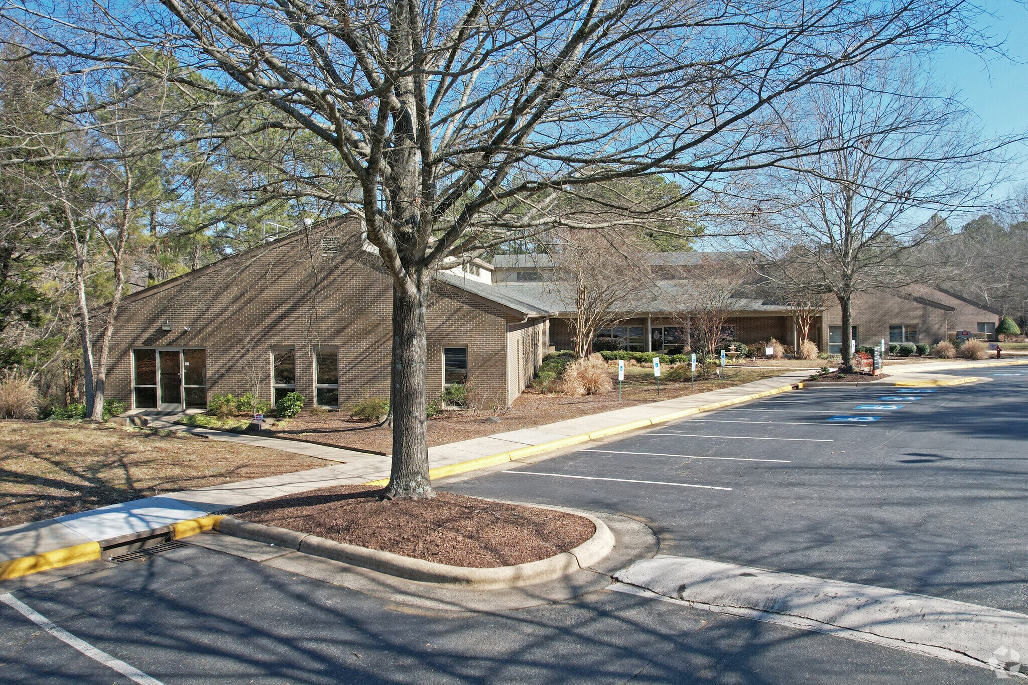 2609 N Duke St, Durham, NC 27704 - Building 800 | LoopNet 2609 N Duke St, Durham, NC 27704 - Building 800 | LoopNet