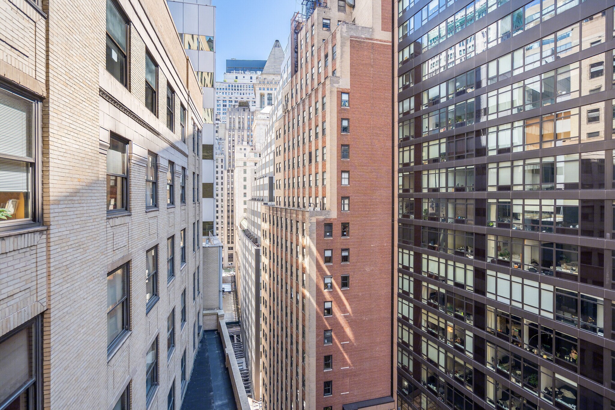 42 Broadway, New York, NY 10004 - Retail for Lease | LoopNet