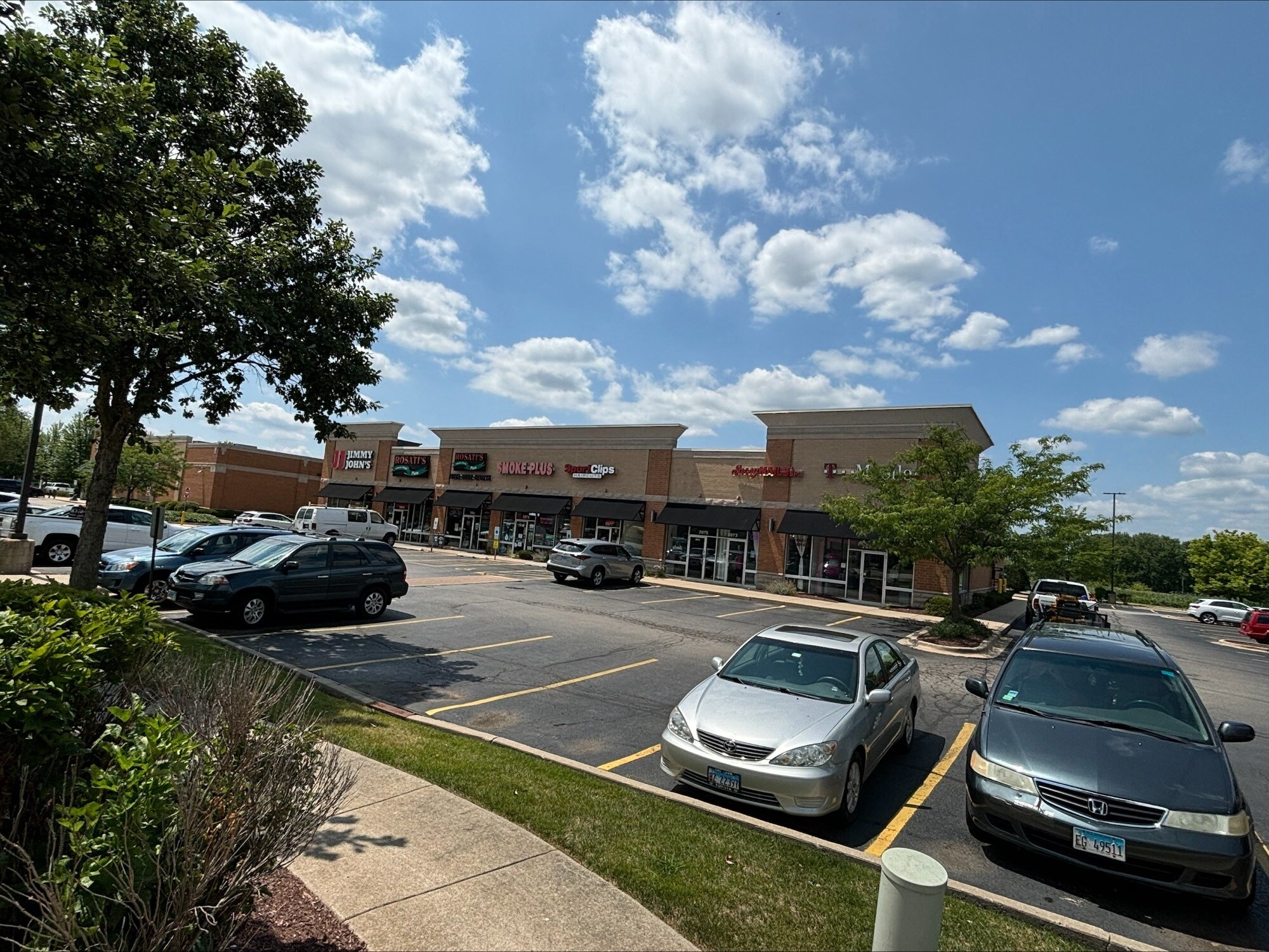 2071-2085 Orchard Rd, Montgomery, IL 60538 - Blackberry Creek | LoopNet