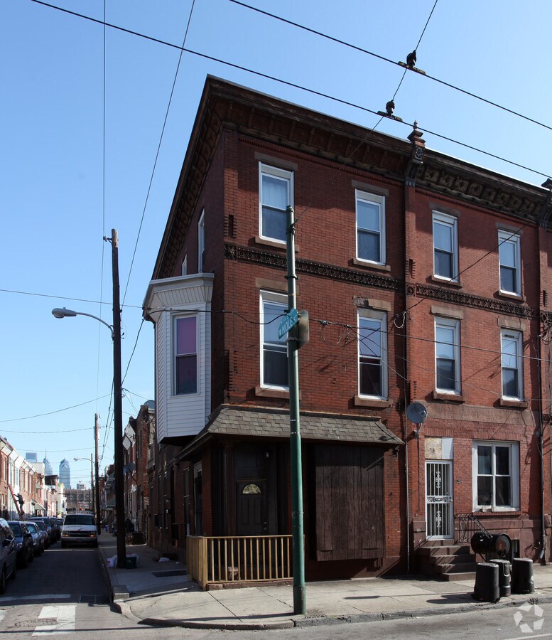 1525 Tasker St, Philadelphia, PA 19145 | LoopNet