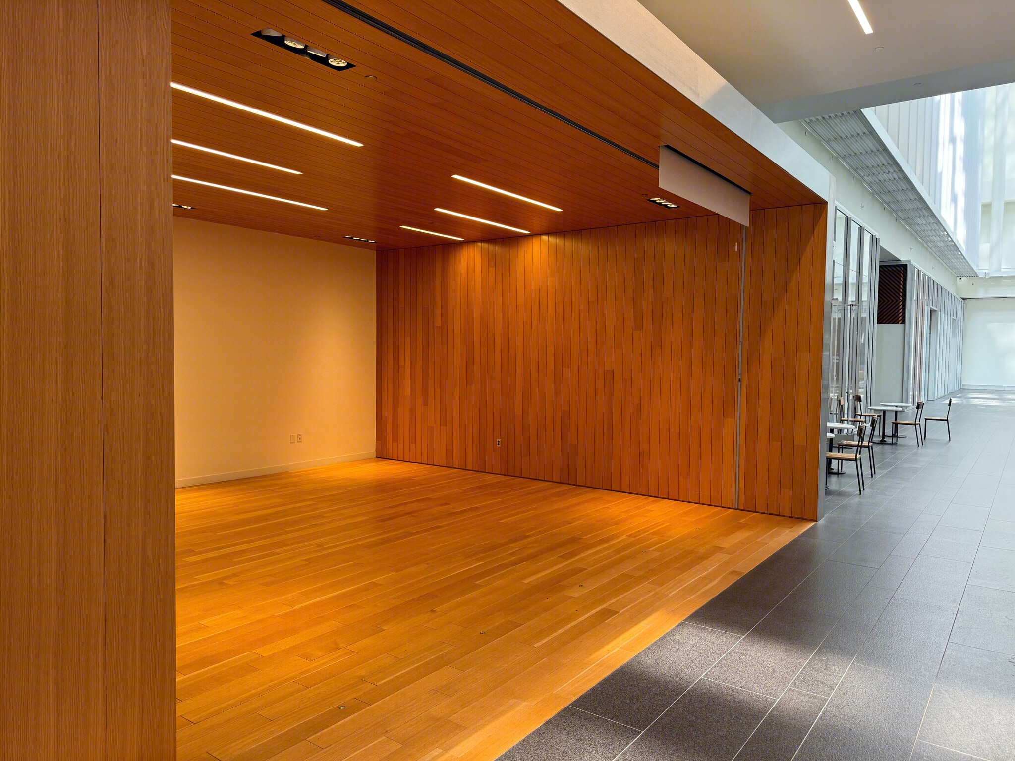 1 Market St, San Francisco, CA 94105 - One Market Plaza | LoopNet