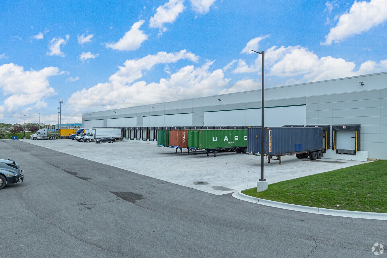 1141 N Swift Rd, Addison, IL 60101 | LoopNet