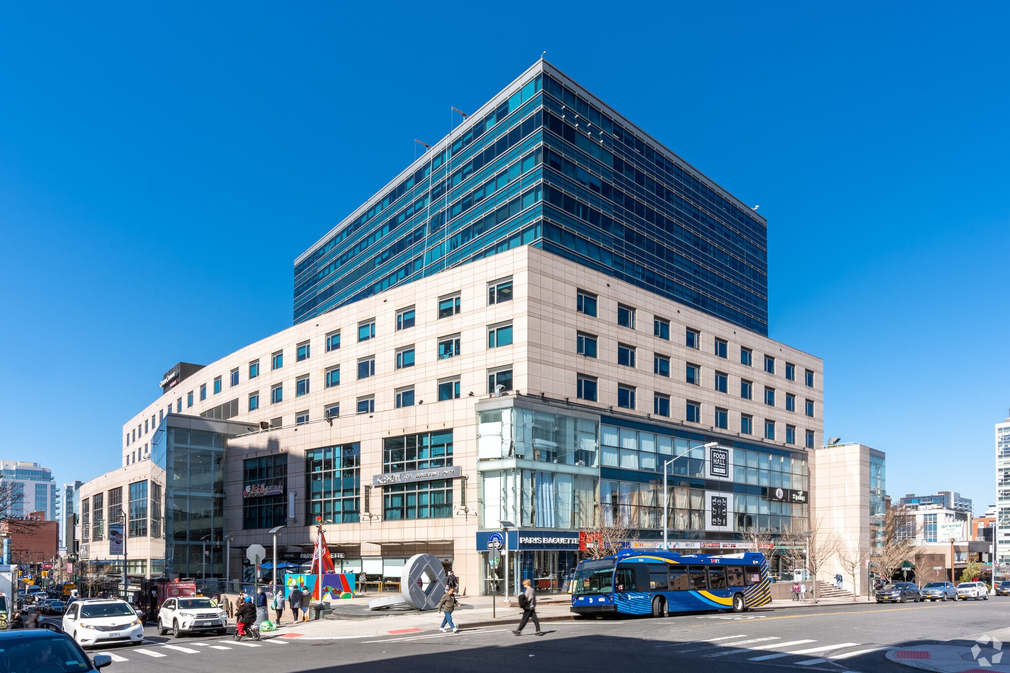 136-17 39th Ave, Flushing, NY 11354 - Queens Crossing | LoopNet