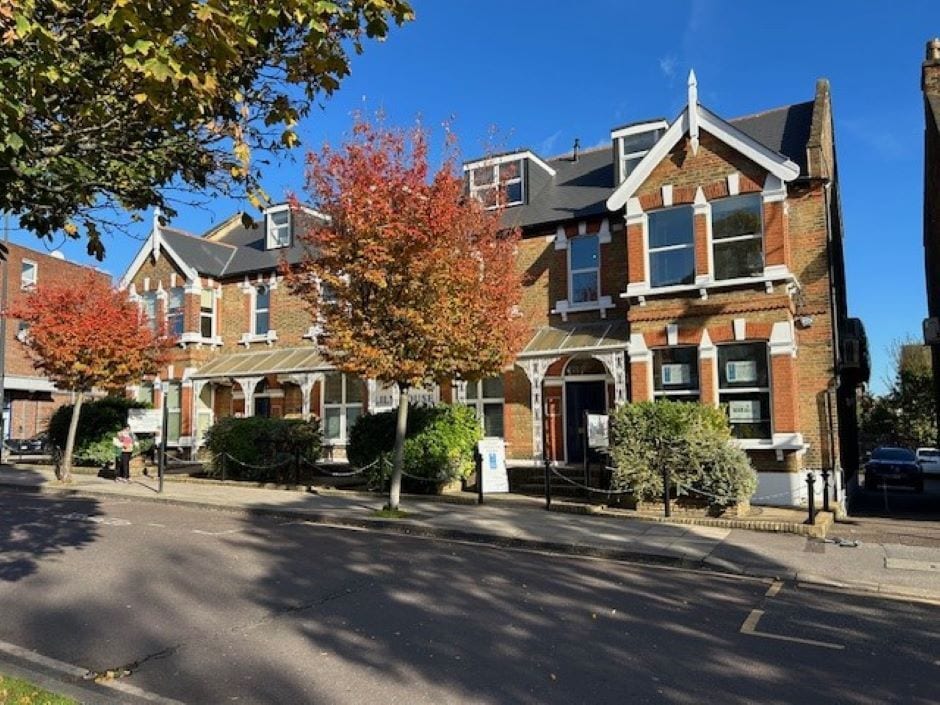 11-12 George Ln, London, E18 1BD | LoopNet