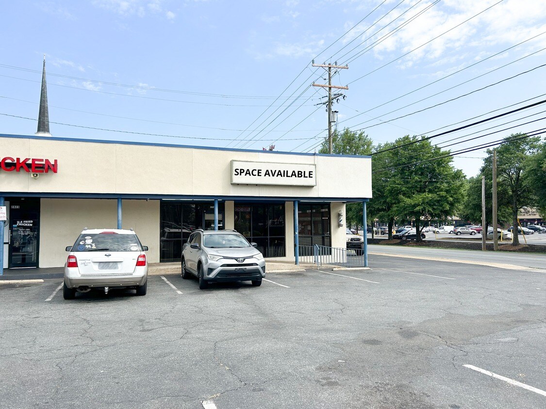 2823-2825 W Sugar Creek Rd, Charlotte, NC 28269 | LoopNet