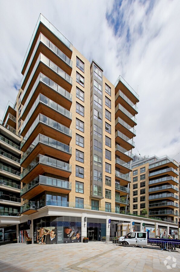 New Broadway, London, LND W5 2XA | LoopNet