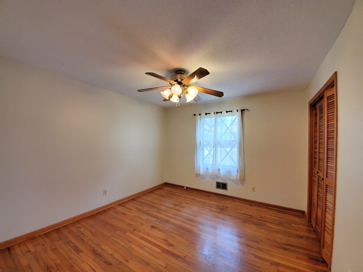 209 W Butler St, Lexington, SC 29072 | LoopNet