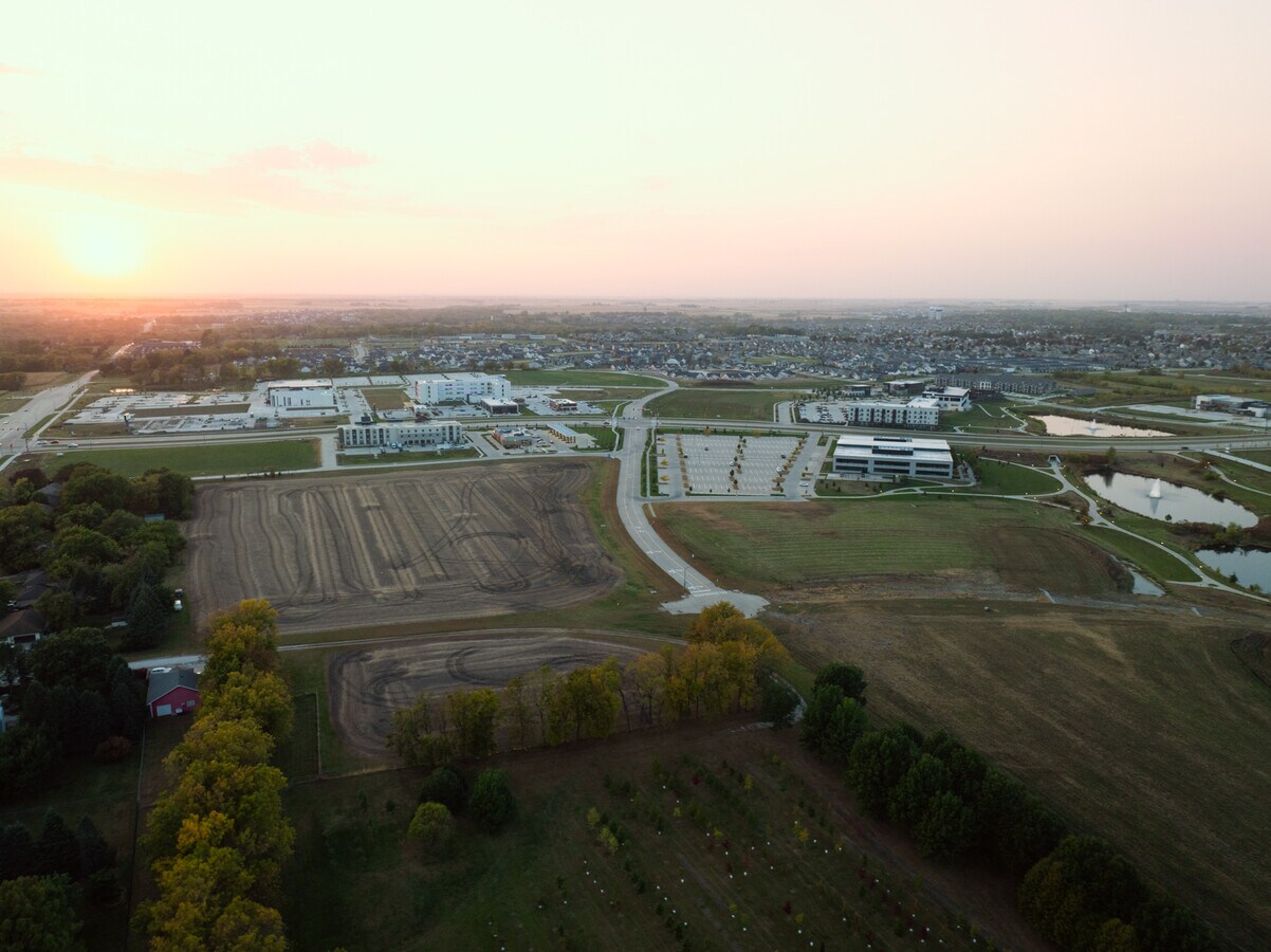 SE Esker Ridge, Waukee, IA 50263 - Kettlestone NE | LoopNet