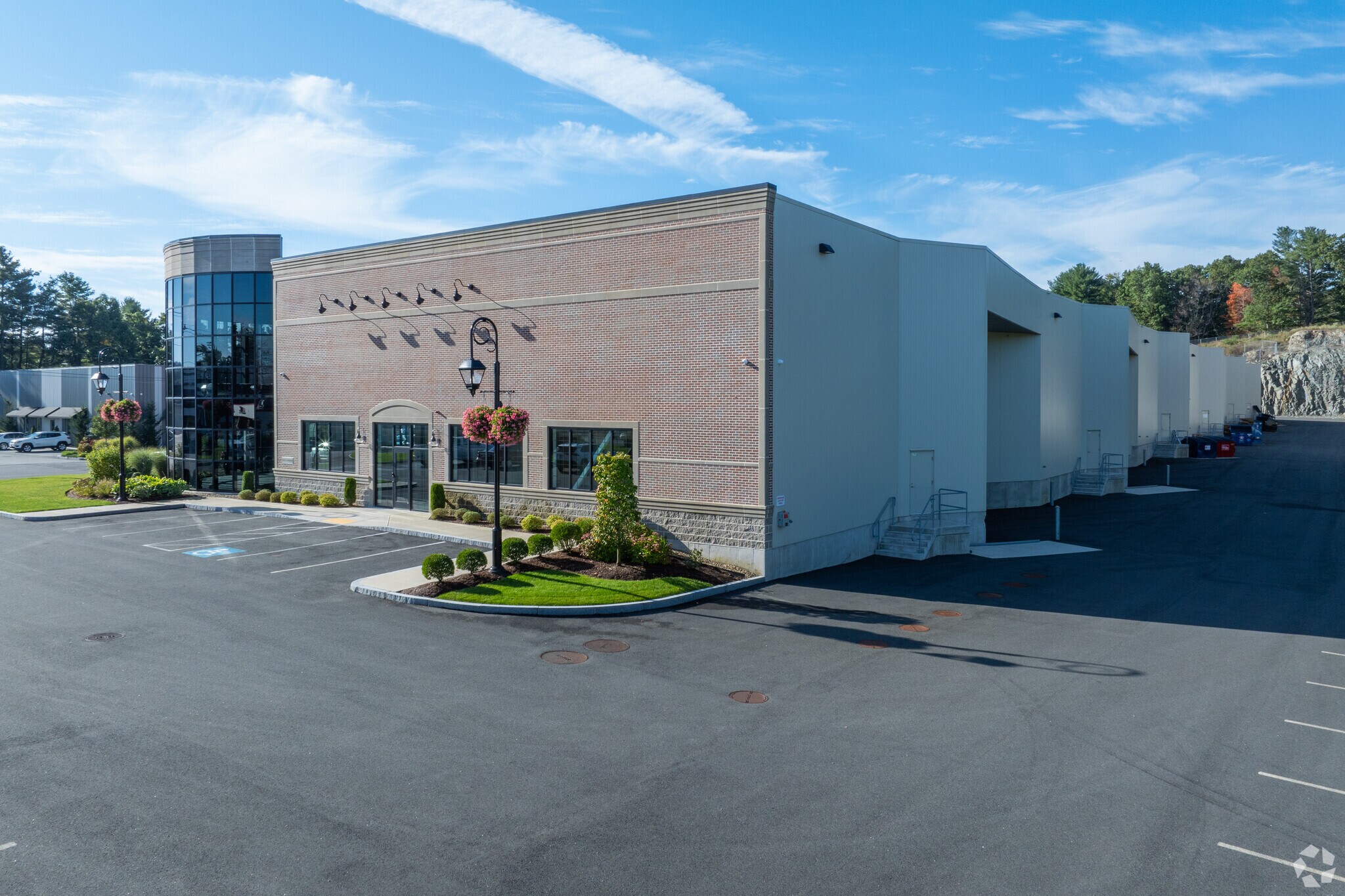 25 Rundlett Way, Middleton, MA 01949 - Industrial for Lease | LoopNet