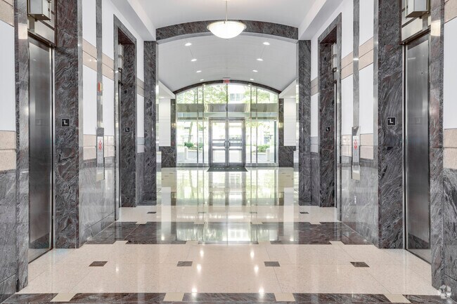 Stream Realty Partners, LP - Dallas Commercial Listings & Brokers | LoopNet