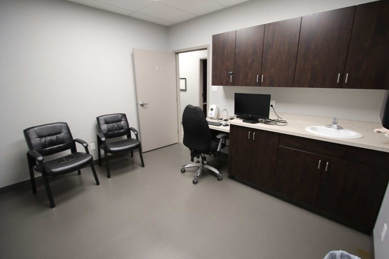 6220 Highway 2A, Lacombe, AB T4L 2G5 | LoopNet