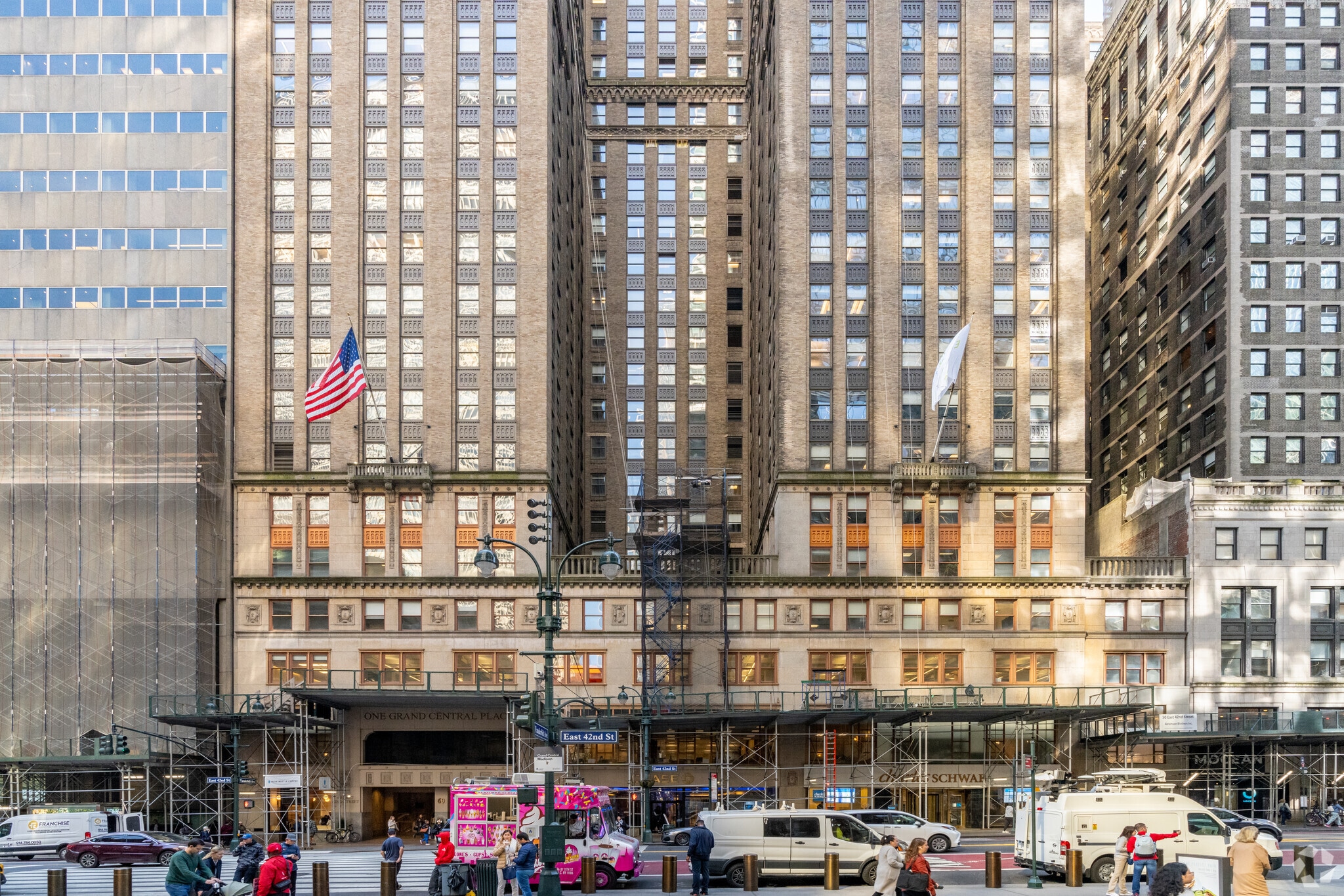 60 E 42nd St, New York, NY 10165 - One Grand Central Place | LoopNet