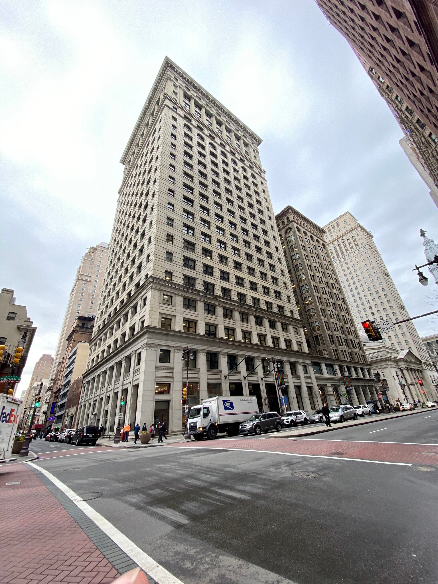 100 S Broad St, Philadelphia, PA 19110 - Land Title Building | LoopNet