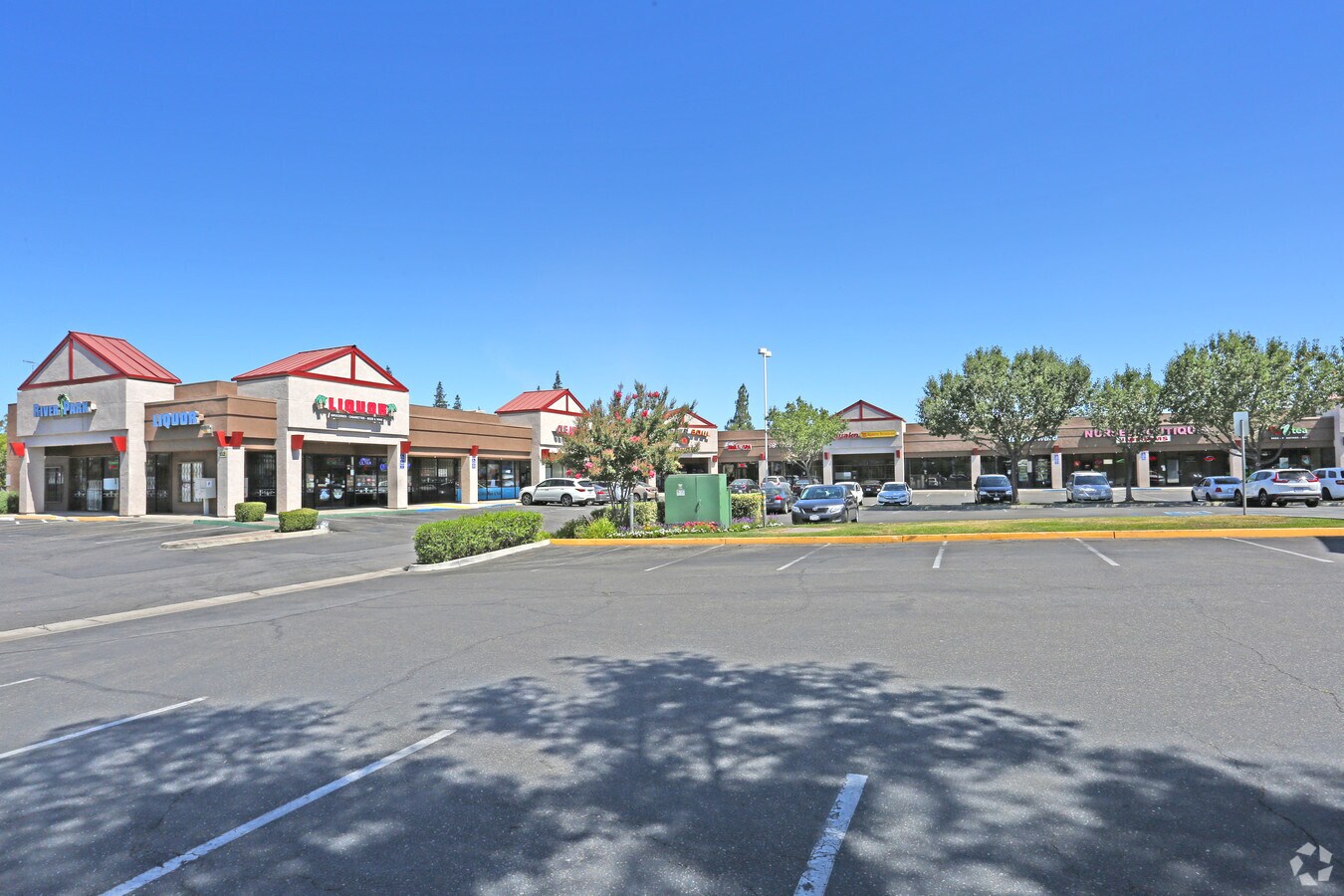 132 W Nees Ave, Fresno, CA 93711 | LoopNet