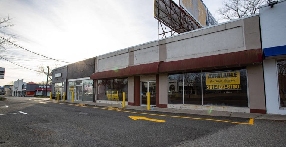 310-312 E State Route 4, Paramus, NJ 07652 | LoopNet