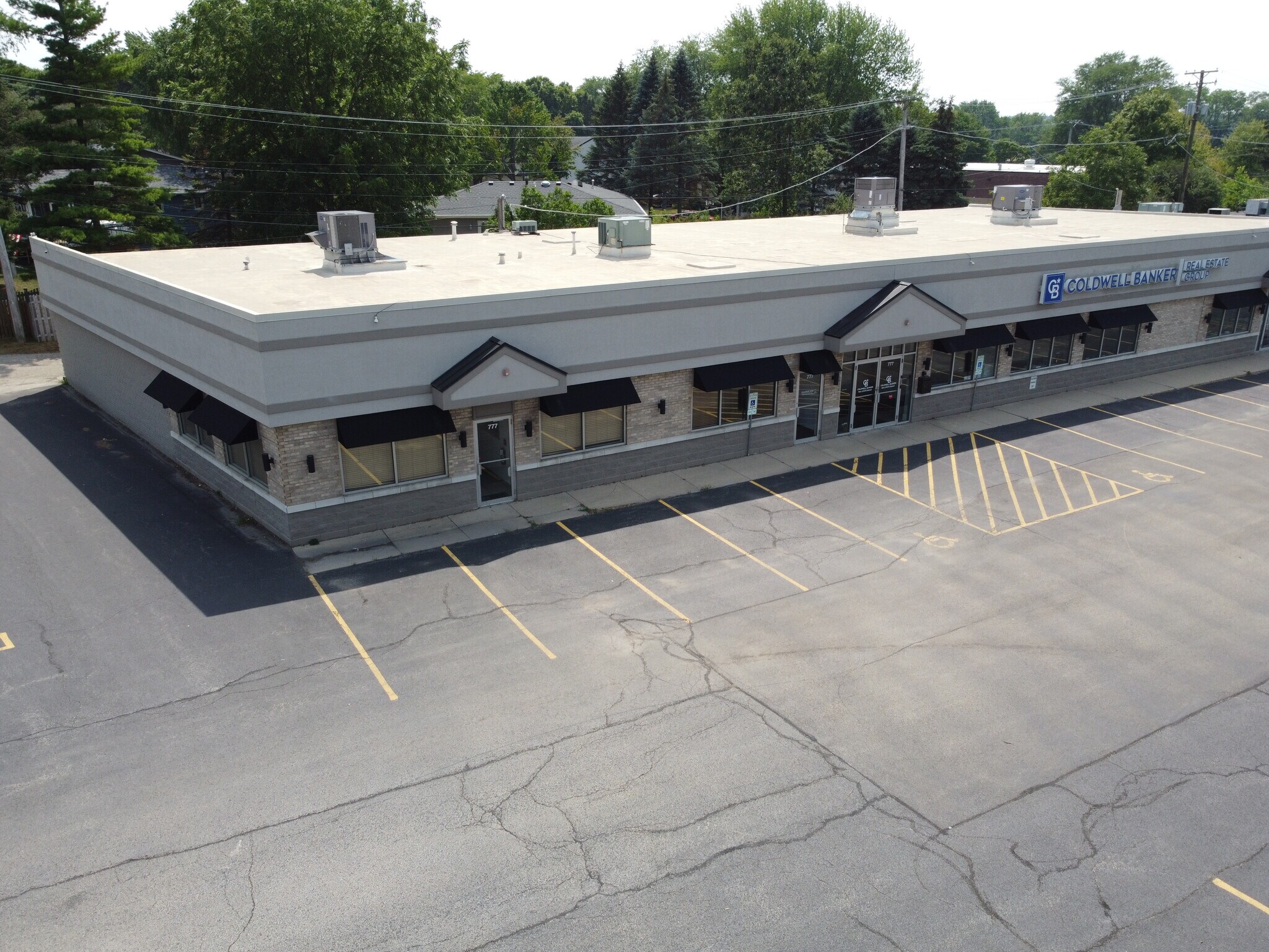 777-779 E Algonquin Rd, Algonquin, IL 60102 - Retail for Lease | LoopNet