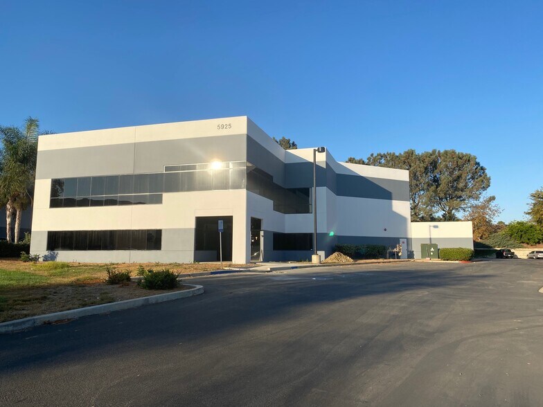 5925 Farnsworth Ct, Carlsbad, CA 92008 | LoopNet