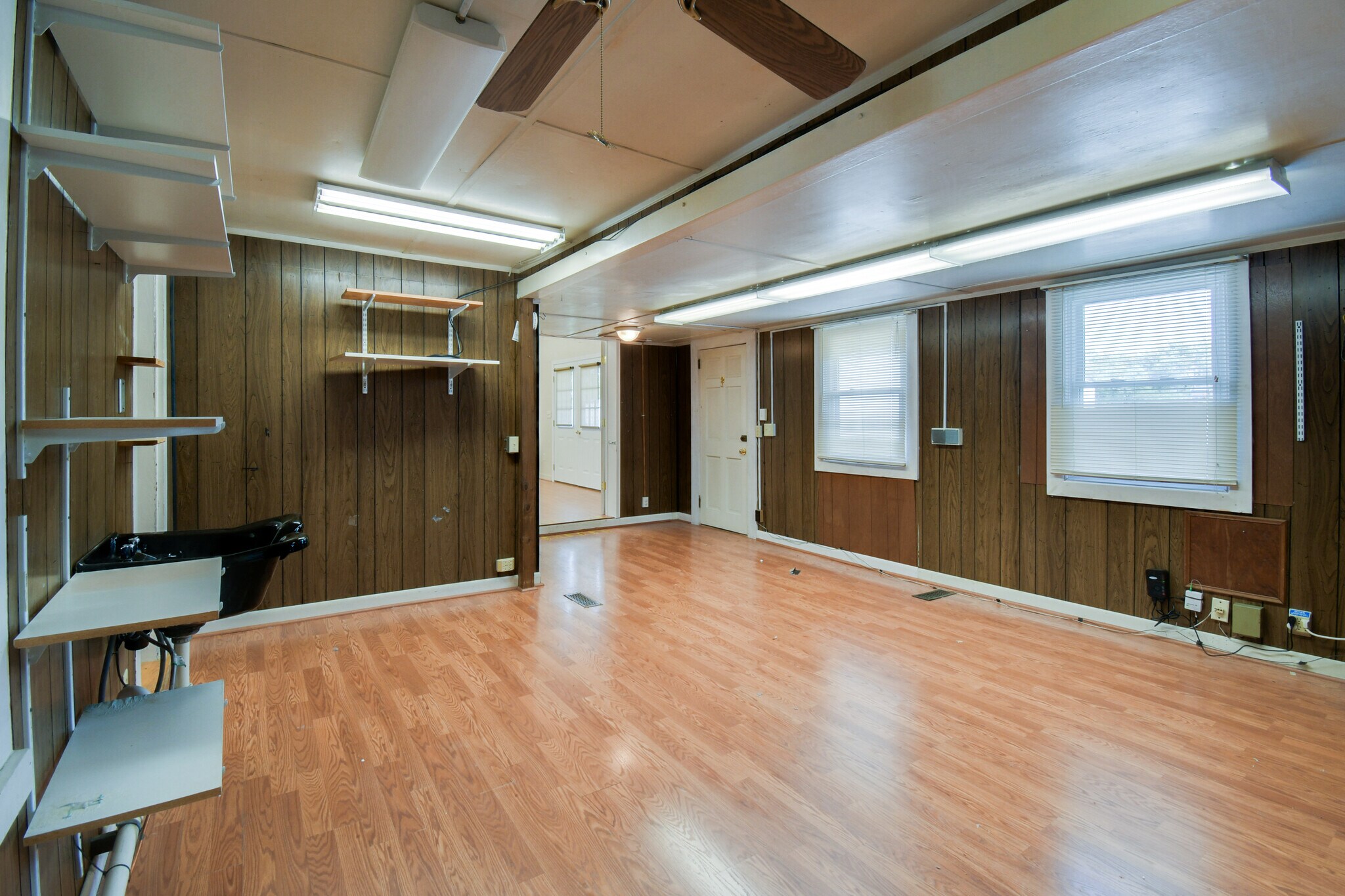 35 Tinkling Spring Rd, Fishersville, VA 22939 - 35 Tinkling Spring Rd ...