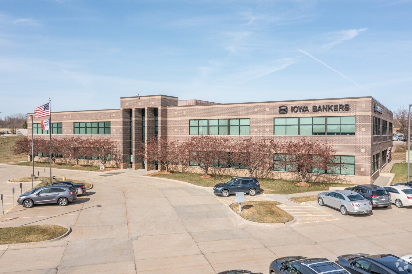 8800 NW 62nd Ave, Johnston, IA 50131 | LoopNet