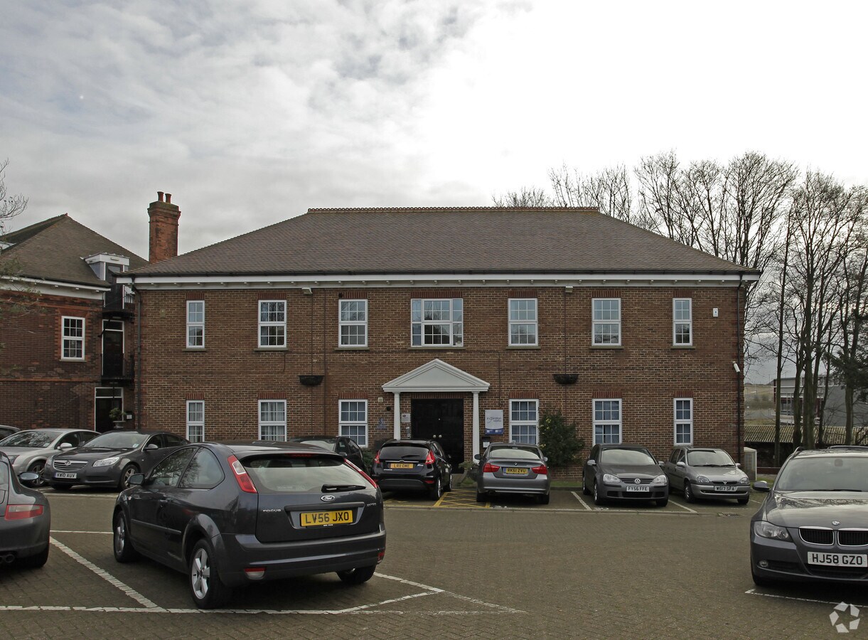 Proctor Way, Luton, LU2 9PE | LoopNet