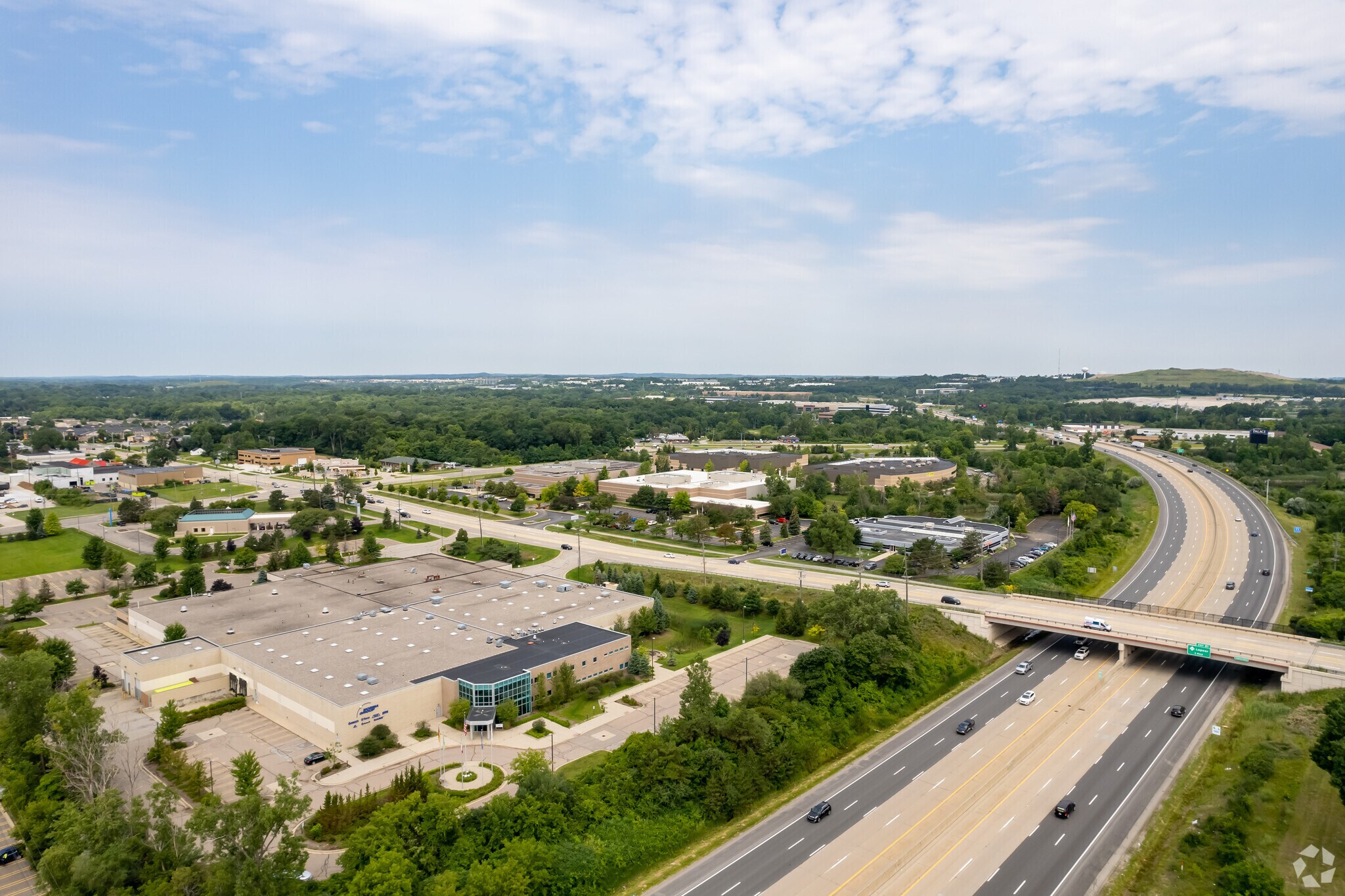 2430 E Walton Blvd Auburn Hills MI 48326 Industrial For Lease 2430-e-walton-blvd-auburn-hills-mi-48326-industrial-for-lease