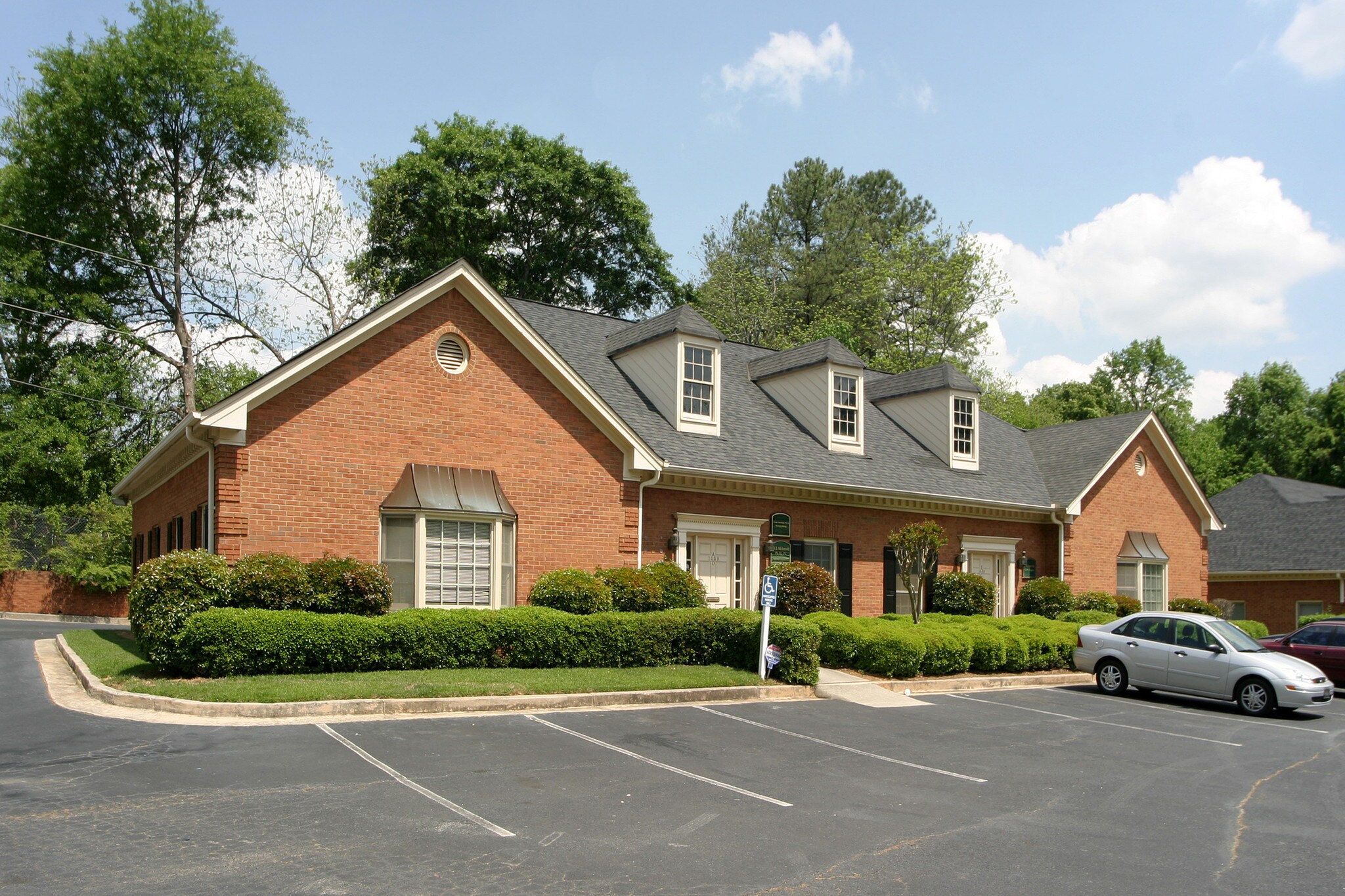1439 McLendon Dr, Decatur, GA 30033 - Office for Sale | LoopNet