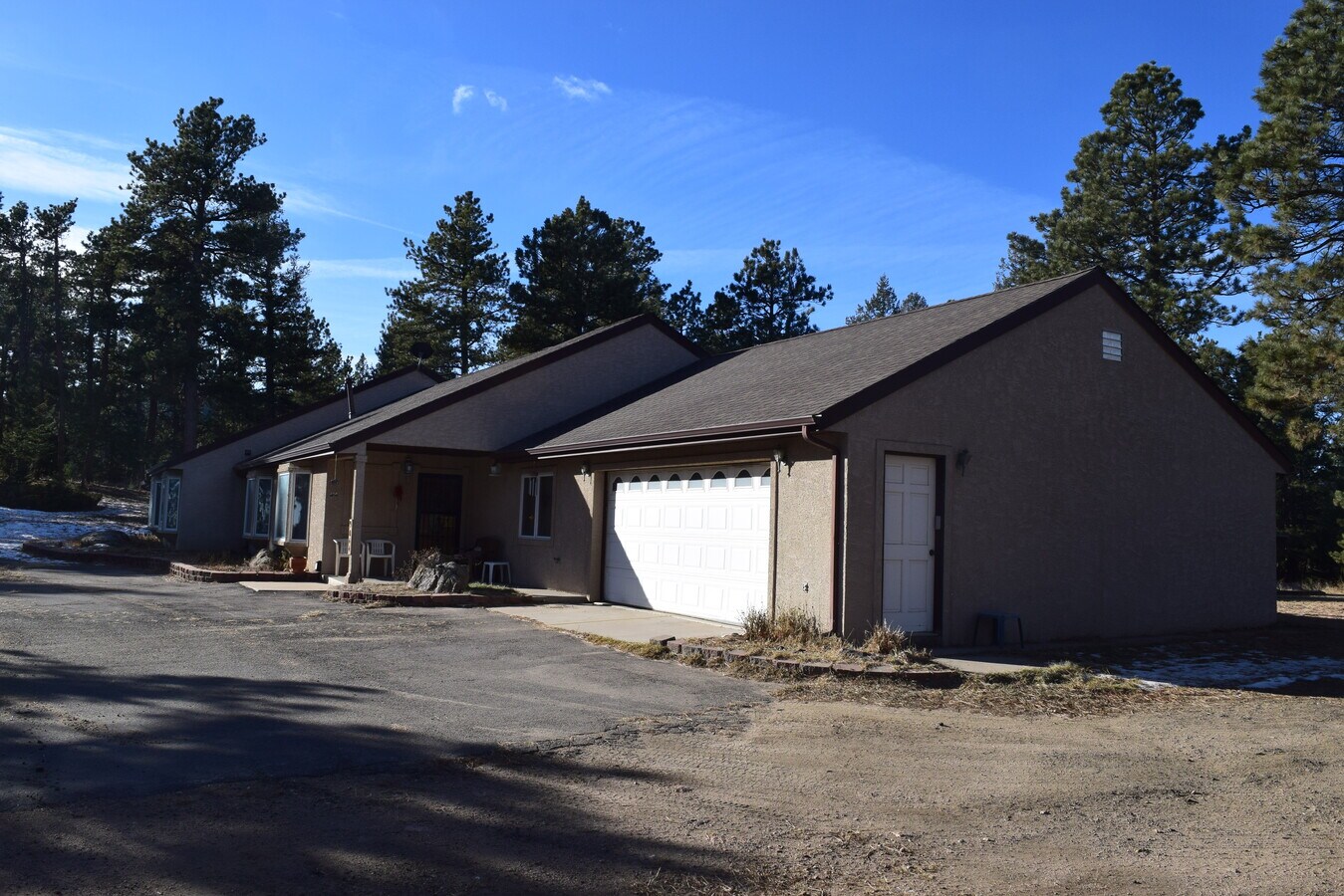 9046 US 285 Hwy, Morrison, CO 80465 - Commercial live/work bldg. on 15. ...
