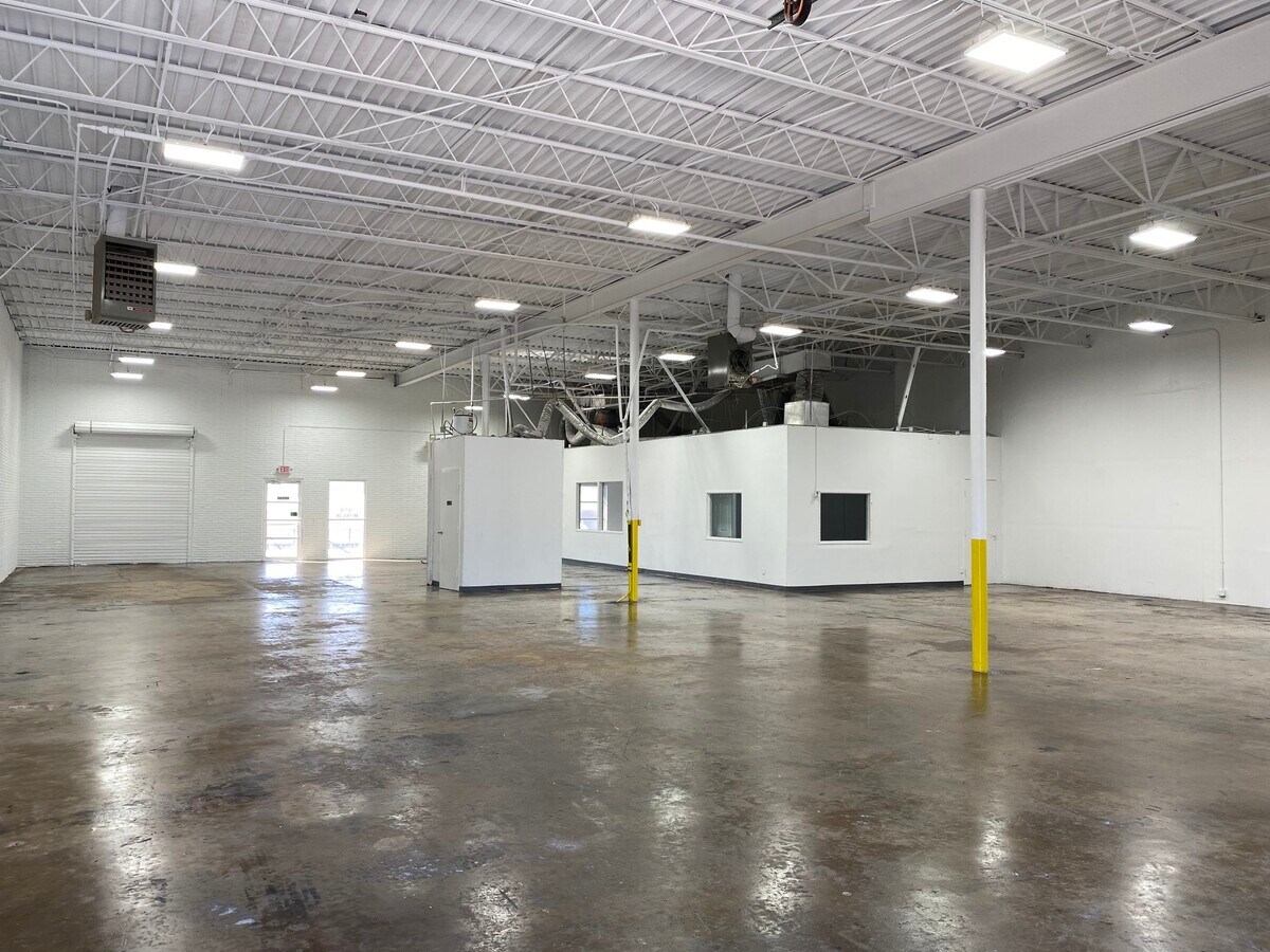 11550 Plano Rd, Dallas, TX 75243 | LoopNet