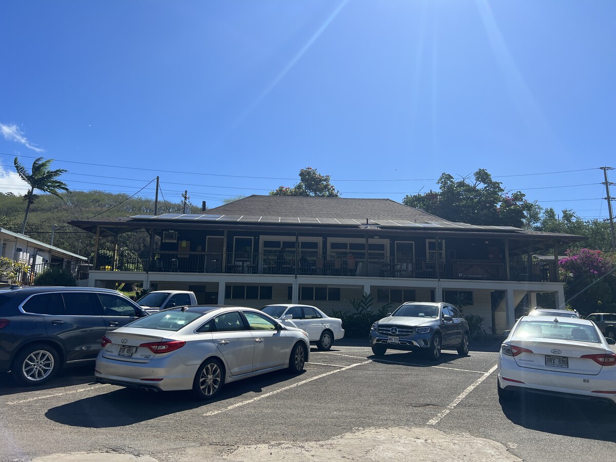 1256 Ala Aolani, Honolulu, HI 96819 | LoopNet