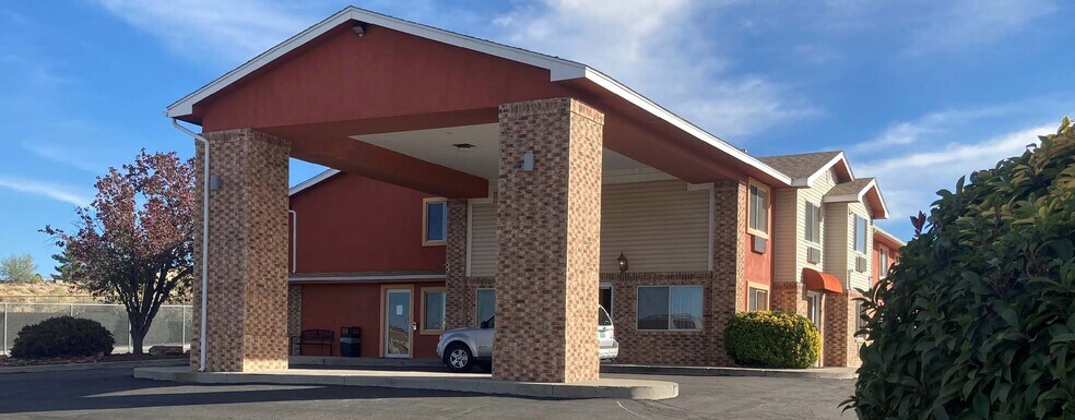 1711 Main St SW, Los Lunas, NM 87031 | LoopNet