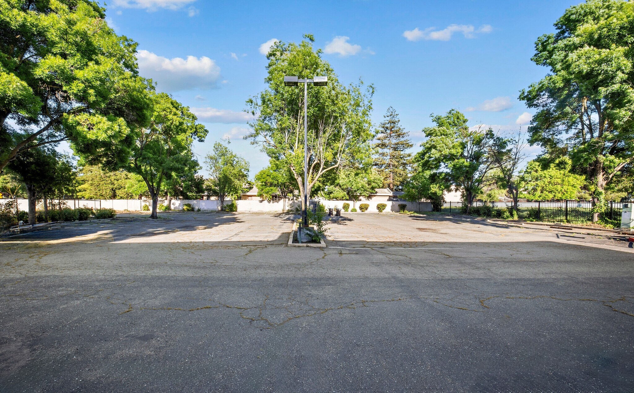 8338 West Ln, Stockton, CA 95210 - Office for Sale | LoopNet