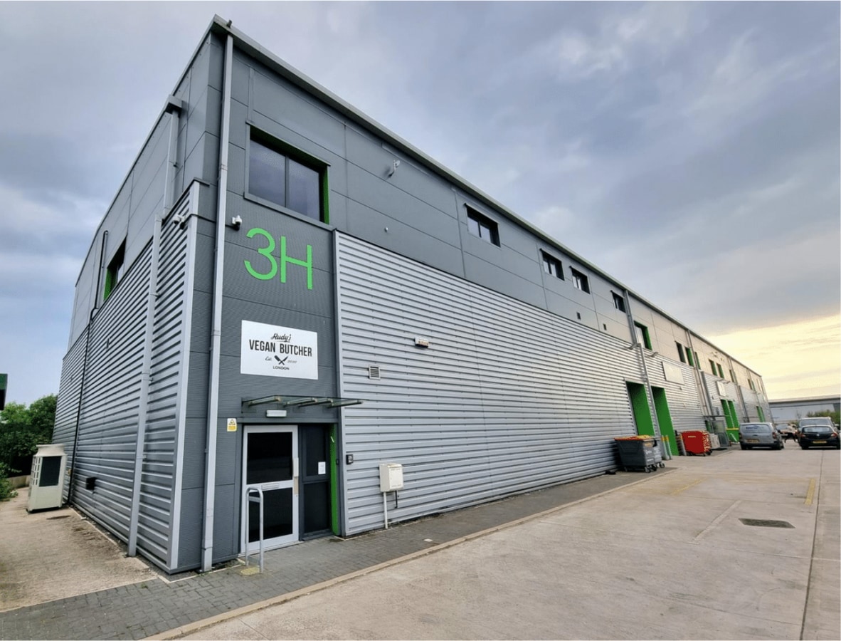 1 Eaton Ave, Chorley, PR7 7NA | LoopNet